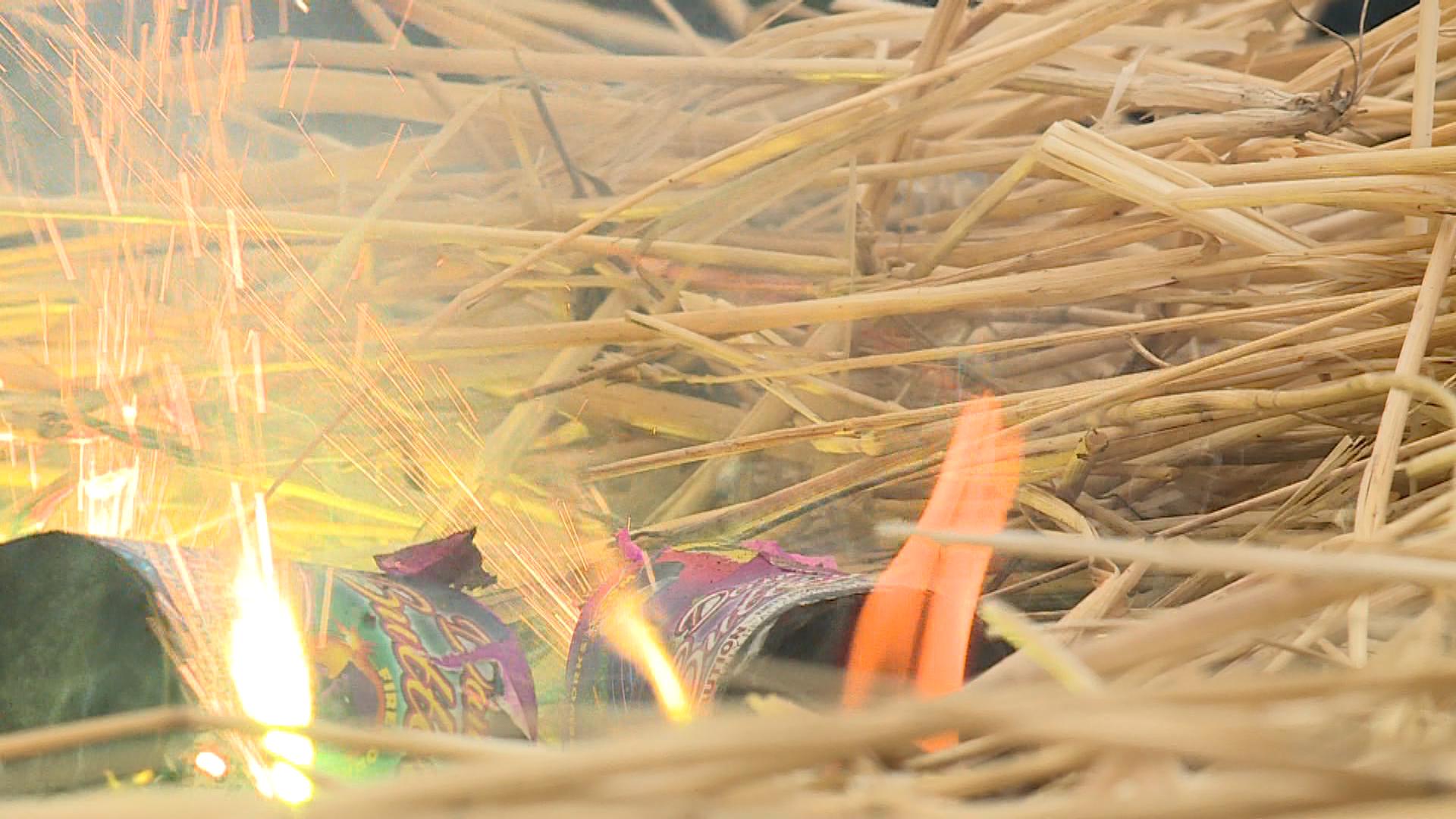 Firefighters Demonstrate How Quickly Fireworks Can Spark Grass Fire ...