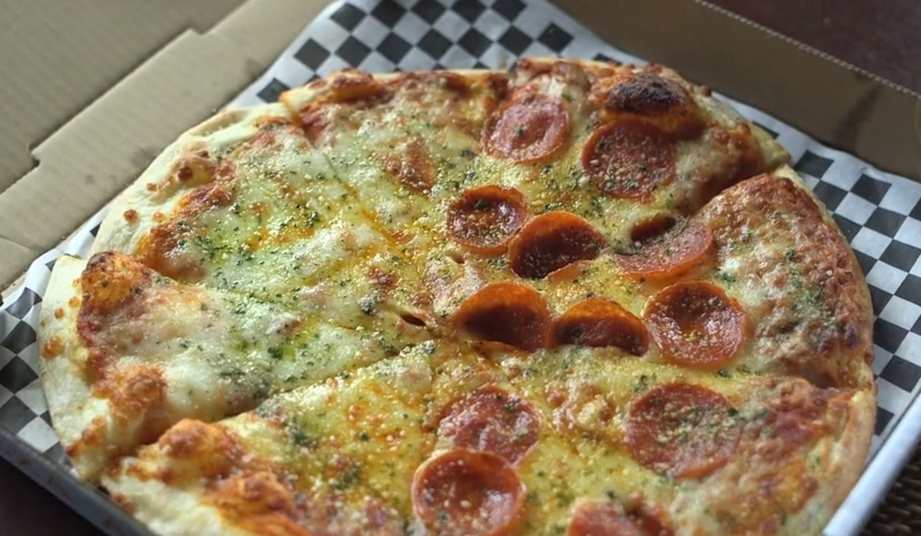 'Pizza To The Polls' Keeping Voters Fed As They Wait In Line