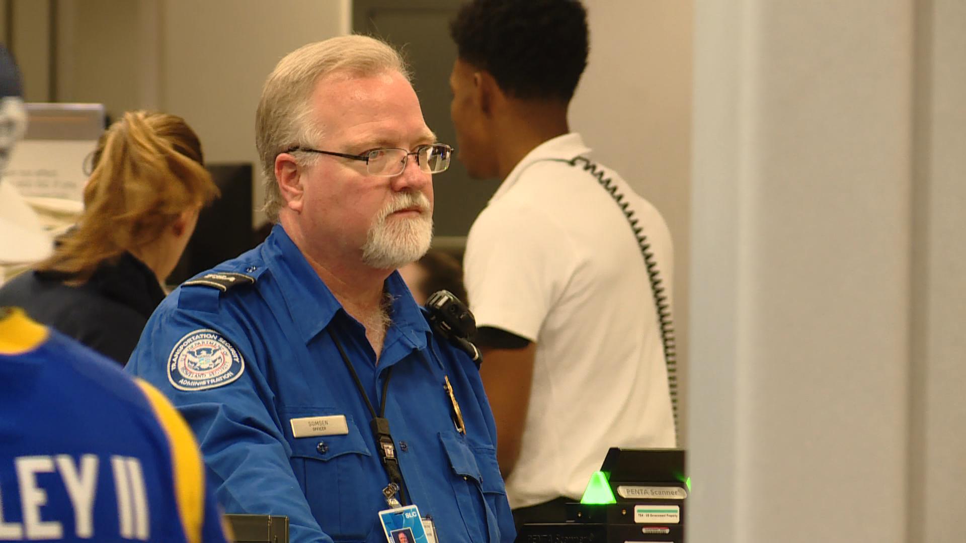 TSA Workers At SLC Working Through Shutdown - KSLTV.com