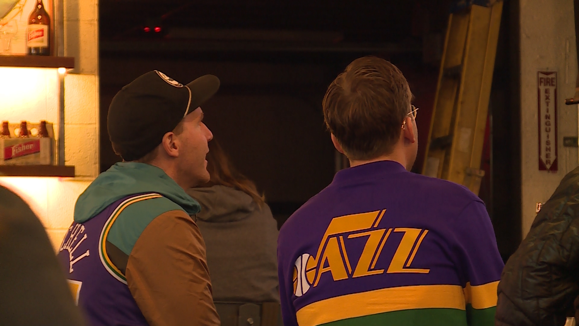 Fans Cheer on Jazz During Game 1 of the NBA Playoffs - KSLTV.com