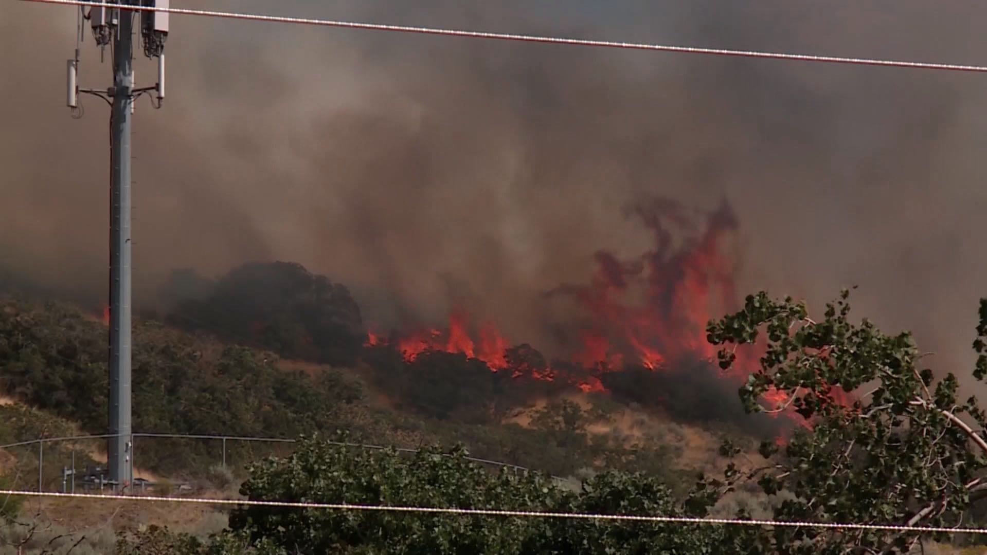 Lightning-Caused Francis Fire Burns 365 Acres In Davis County, 10% ...