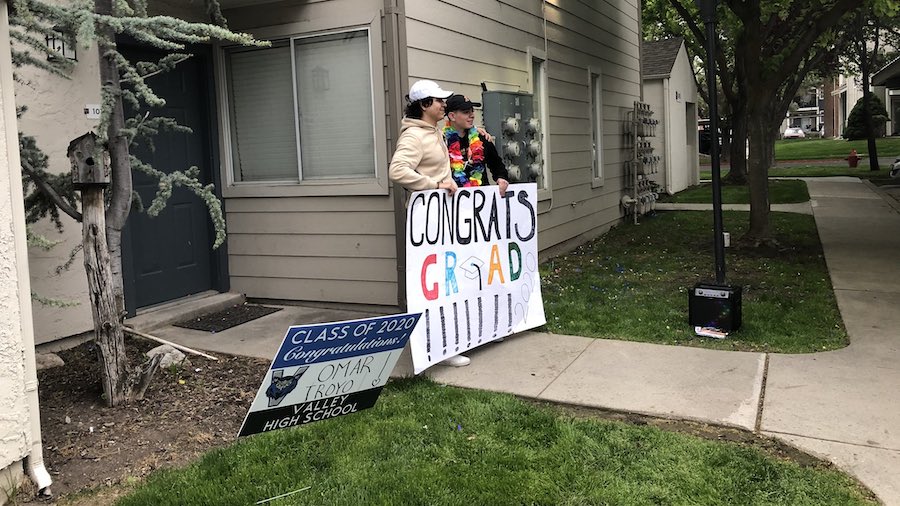Group Surprises High School Seniors With Gifts - KSLTV.com