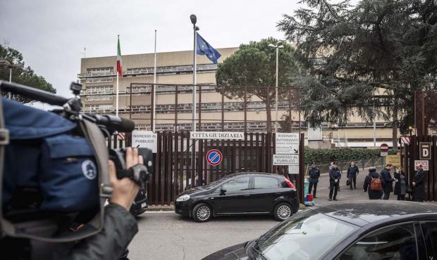 Rome Jury Convicts 2 US Friends In Slaying Of Police Officer