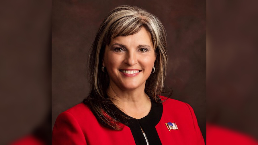 Zoltanski clinches election becoming first female mayor of Sandy