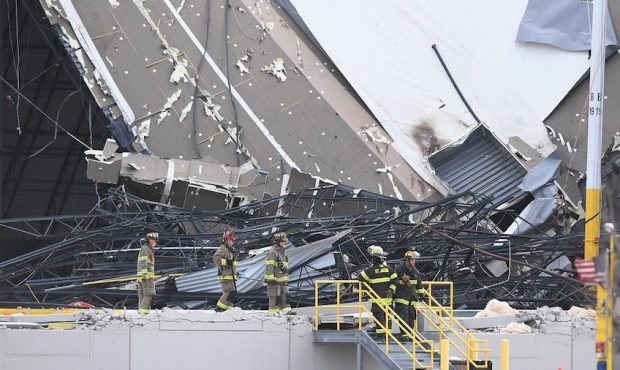Six people killed in Illinois Amazon warehouse collapse after tornado ...