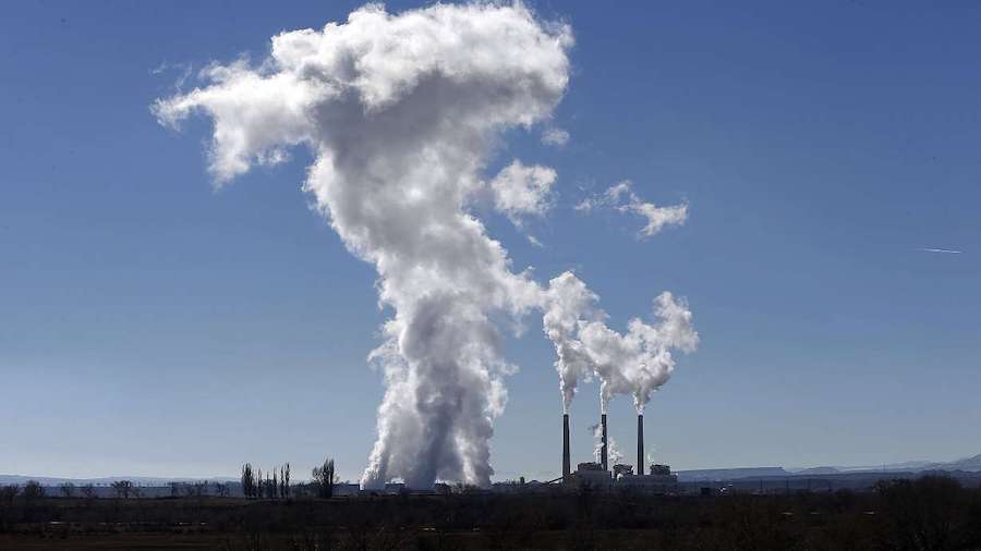 Report claims some Utah power plants aren't meeting cleanup requirements