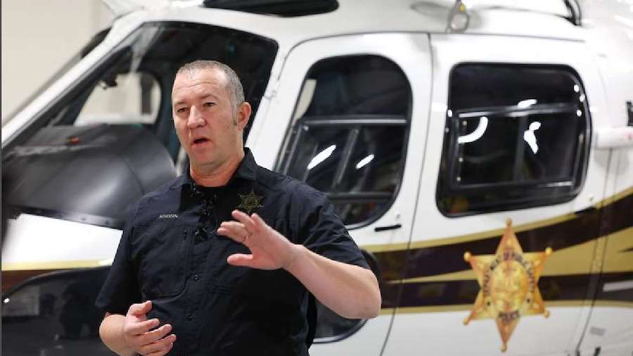 Pilot recounts rescue of 'very fortunate' helicopter crew that crashed ...