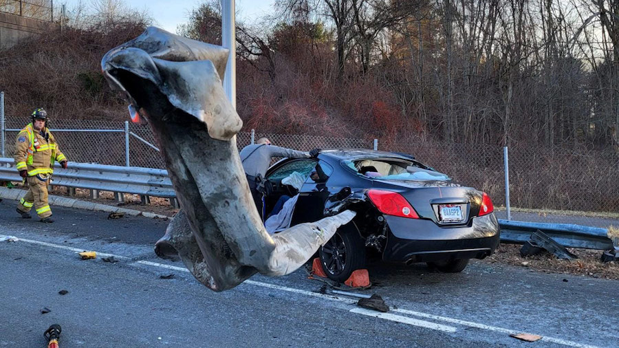 Shocking photos show the aftermath of a Connecticut car impaled by a ...