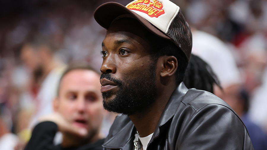 Rapper Meek Mill pays bail for 20 women so they can spend the holidays ...
