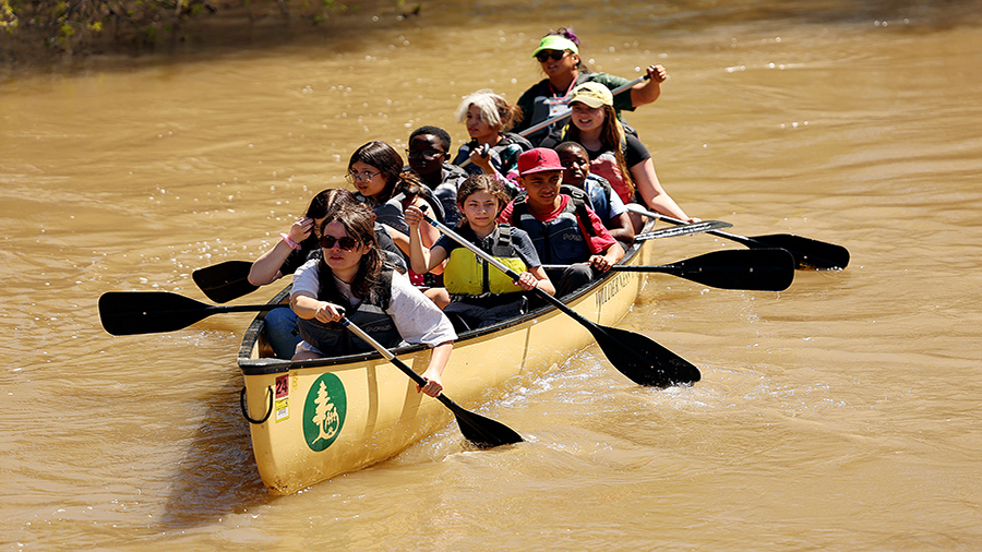 Canoemobile program gives students a new way of looking at the Jordan ...