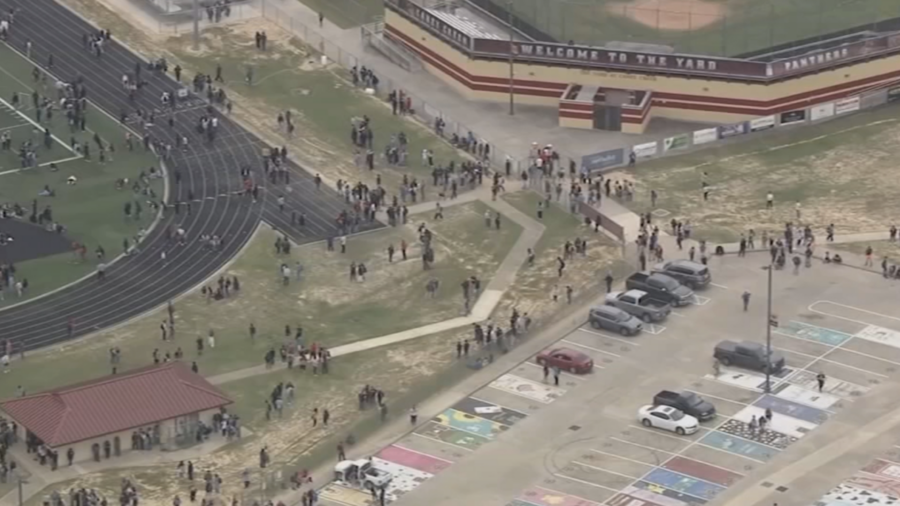 Students face felony charges for 'fart spray' that evacuated Texas high ...