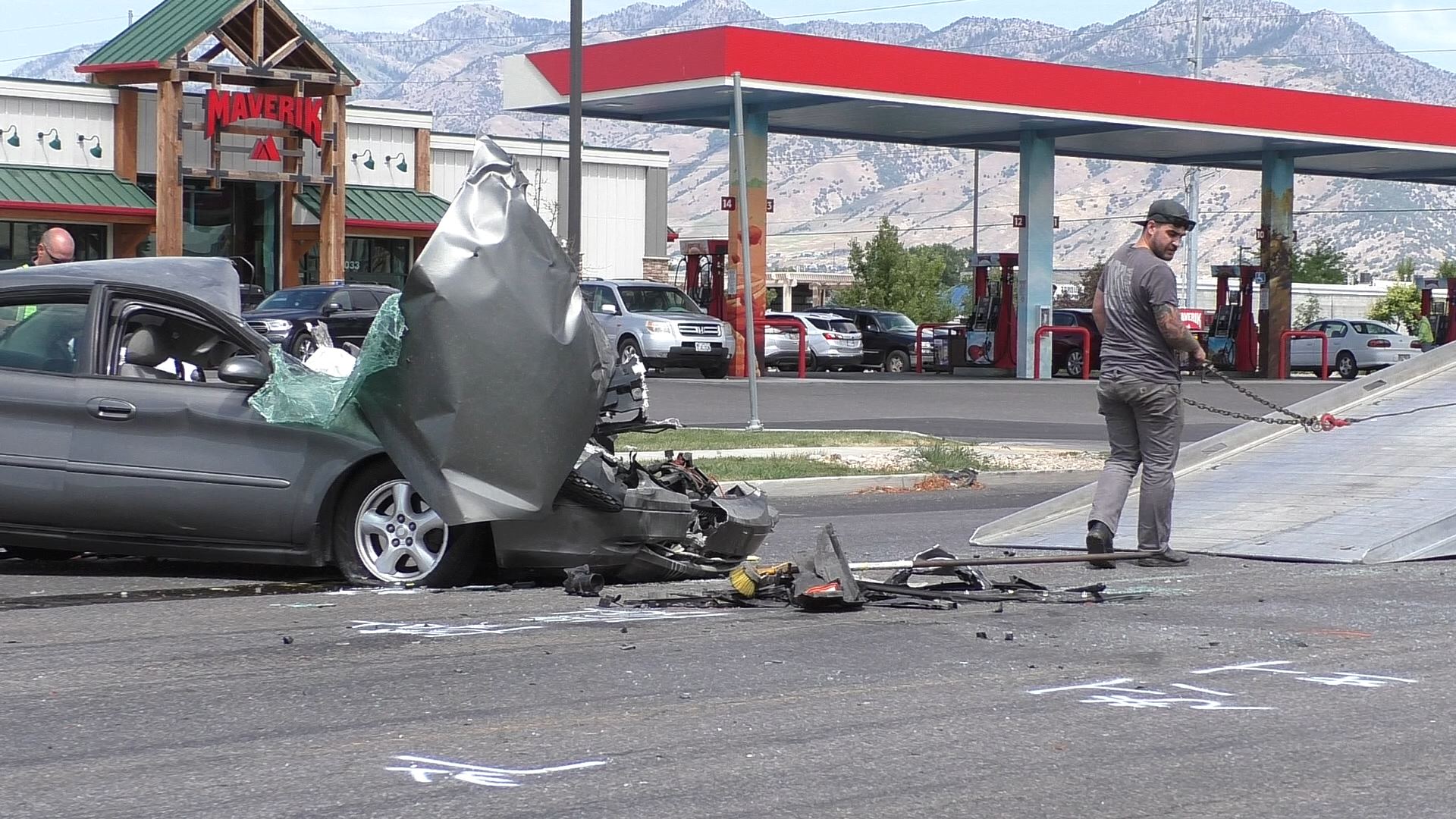 37-year-old man killed in Logan car crash - KSLTV.com