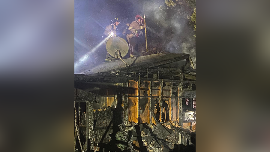 Provo house catches on fire, flames spread to nearby home - KSLTV.com