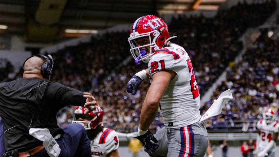 Utah Tech Football Picks Up First Win Of Season At Northern Arizona