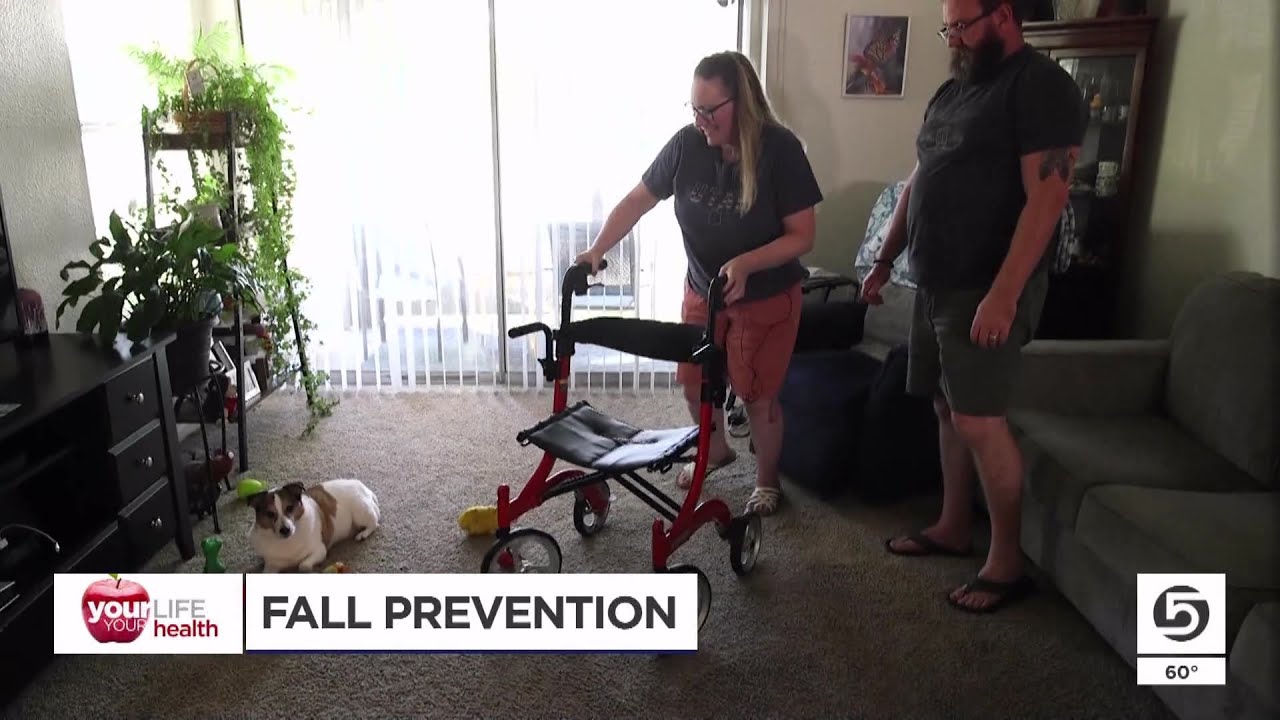 Video: As fall begins, look inside the house to avoid dangerous falls ...