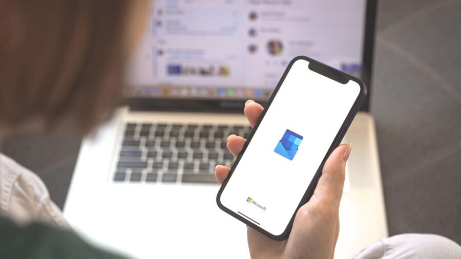 Is Outlook down? Thousands of Microsoft 365 users report outage issues