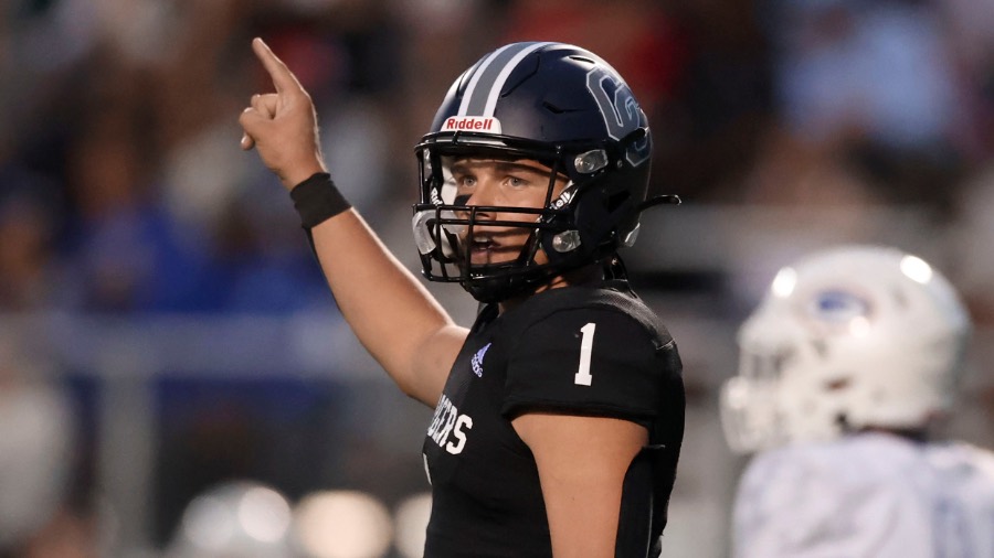 Future Ute Quarterback Isaac Wilson Named MaxPreps Player Of Year For ...