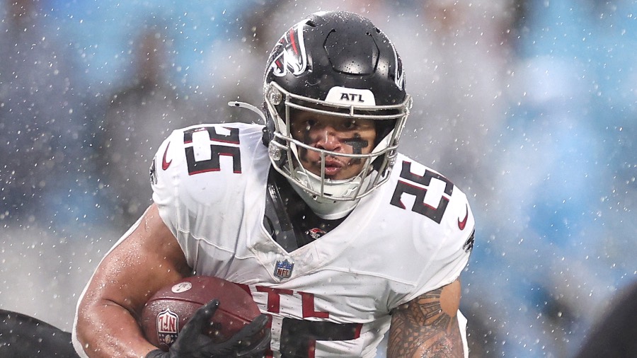 Falcons RB Tyler Allgeier Flies For Touchdown On New Year’s Eve