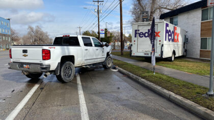FedEx truck crashes into Salt Lake City apartment building