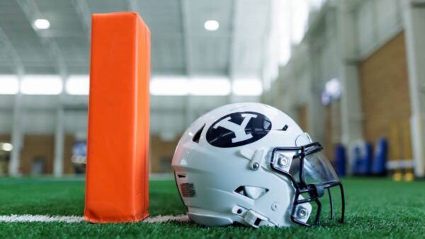 BYU Football Lands Commitment From Heralded California Tight End ...
