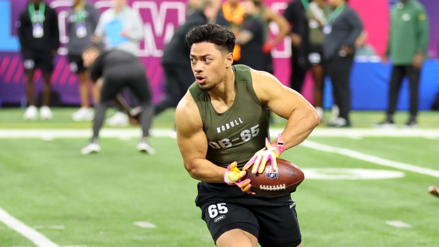 Stevenson Sylvester Breaks Down Do-It-All NFL Draft Prospect Sione Vaki