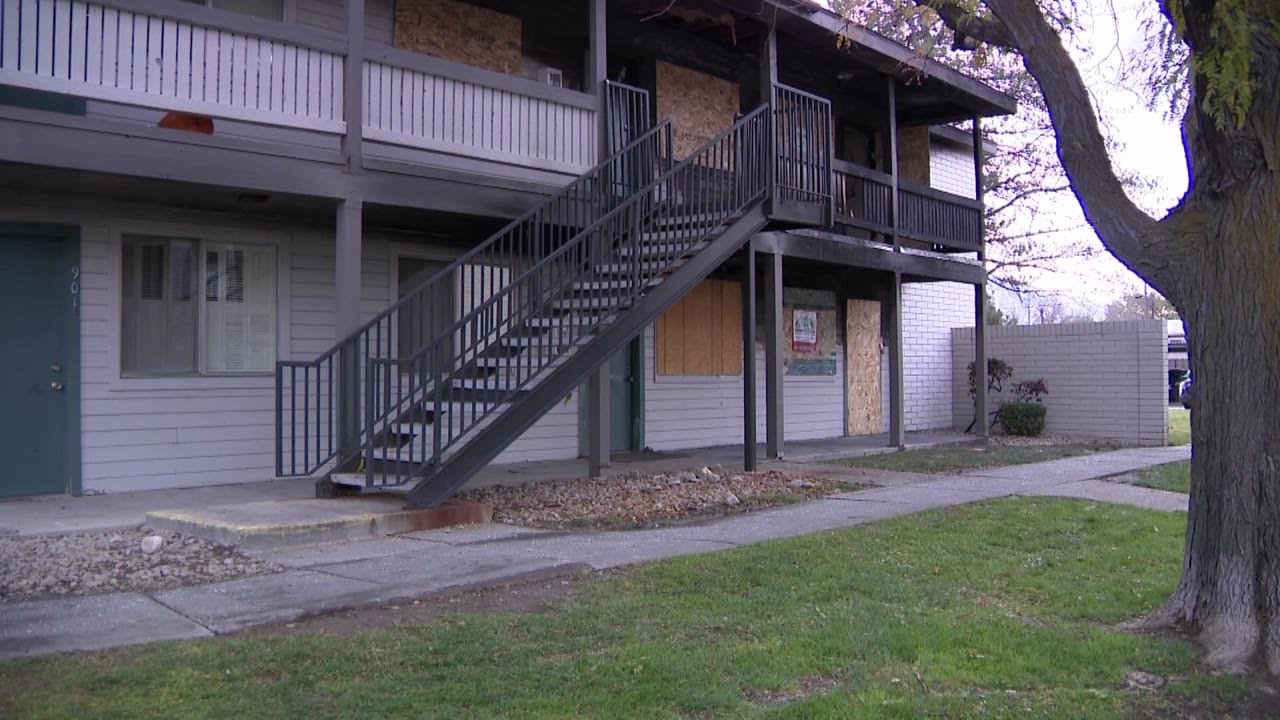 Video: 1 injured, 4 families displaced after Midvale apartment fire ...