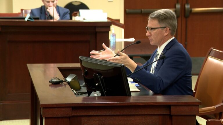 New plan to ditch daylight saving time moves forward in Utah
