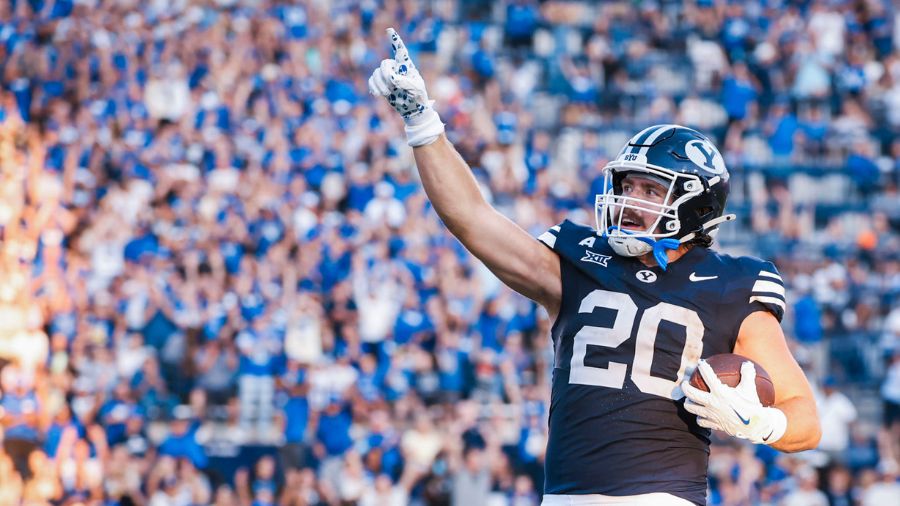 Carsen Ryan Makes Acrobatic Catch For His First BYU TD