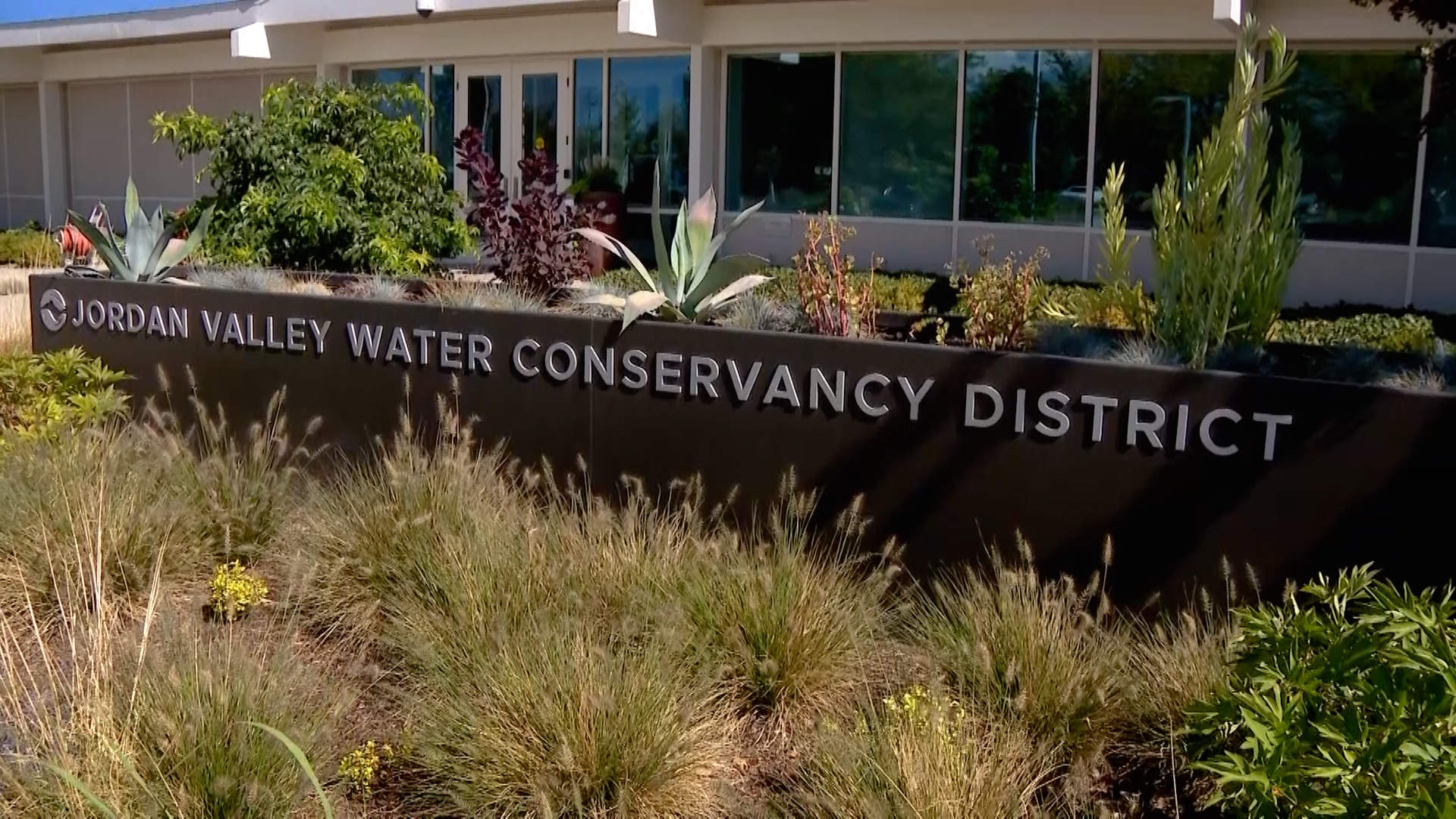 Flooded-out business owners say water district refuses responsibility ...