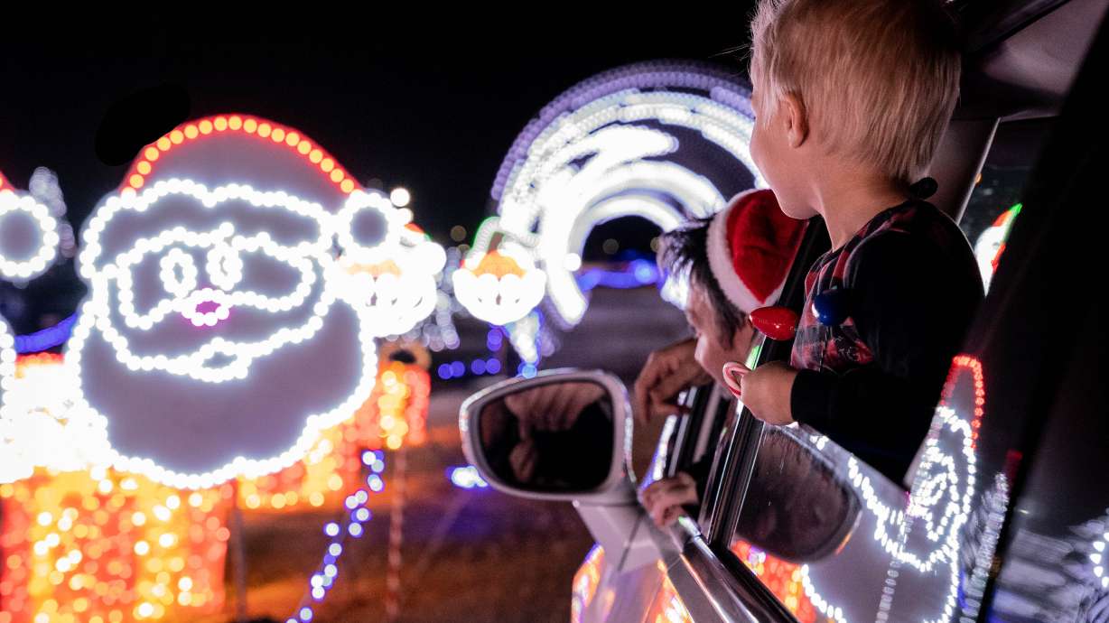 Holiday lights show, Christmas in Color, returns to Utah