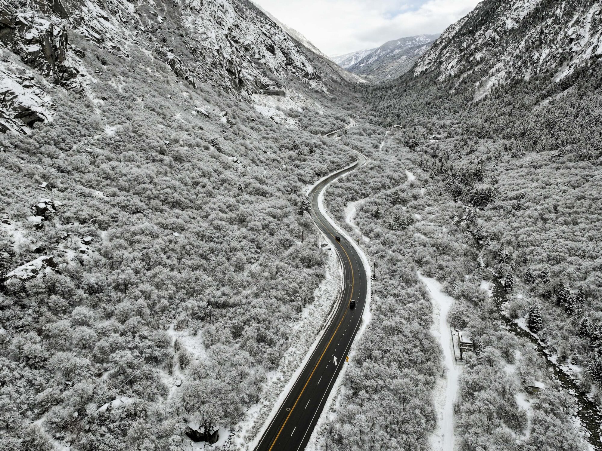 59-year-old hiker critically injured in Little Cottonwood Canyon fall ...