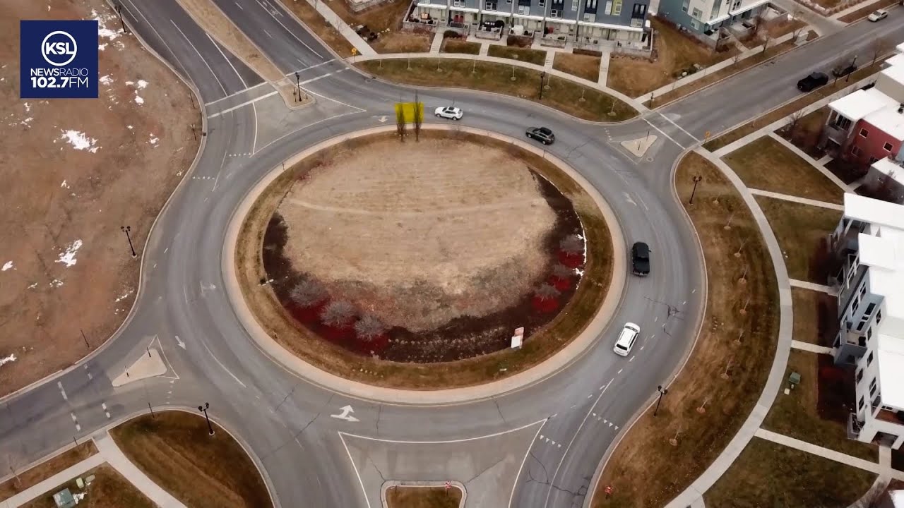 Video: Utah considers removing turn signal requirement at roundabouts ...
