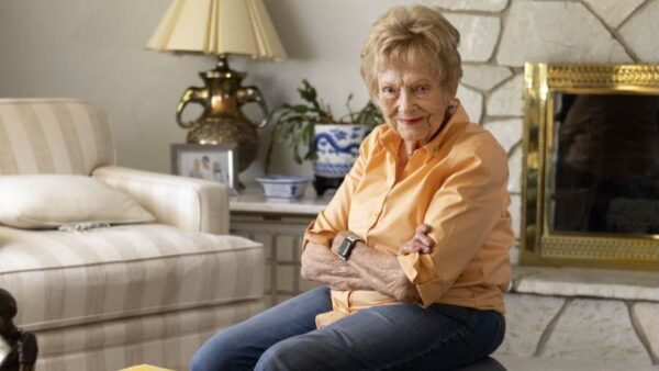 Patti Edwards, matriarch of BYU Football, dies at 93 - KSLTV.com