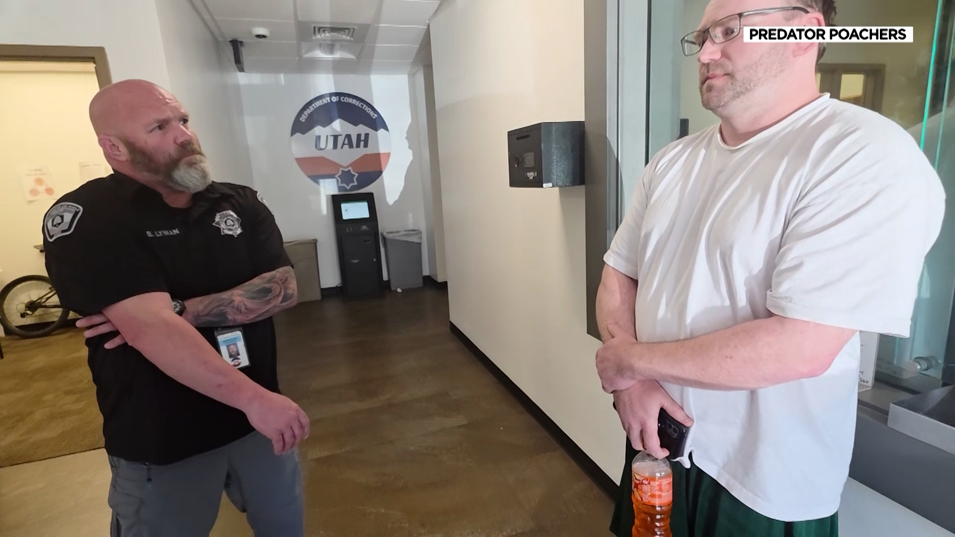 Civilian group ‘Predator Poachers’ confronts repeat sex offender at ...