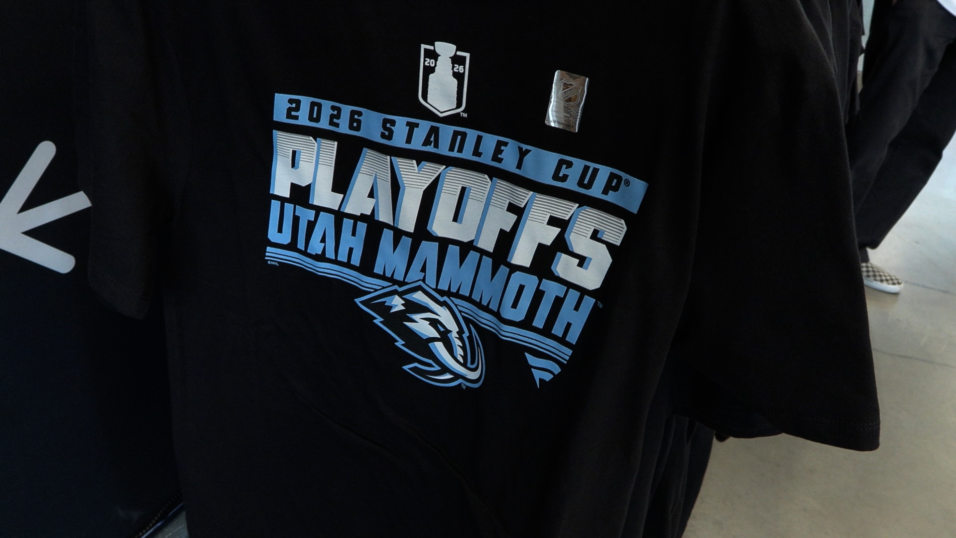 Playoffs bound: Utah Mammoth fans react as team enters Stanley Cup ...